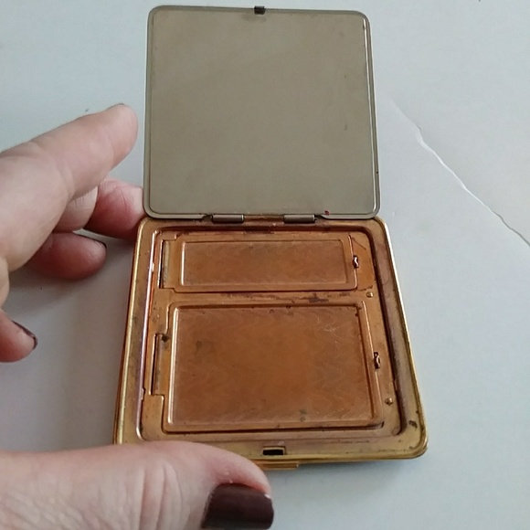 Makeup | Vintage Makeup Compact | Poshmark